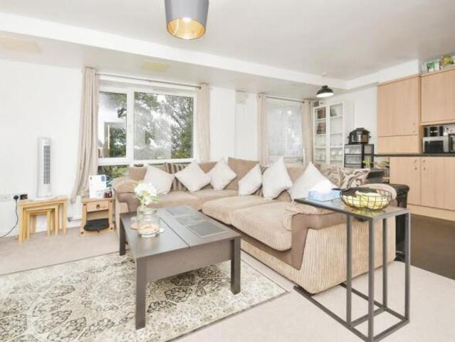 2 bedroom ground floor flat for rent in Park Grange Mount, Norfolk Park, Sheffield, S2