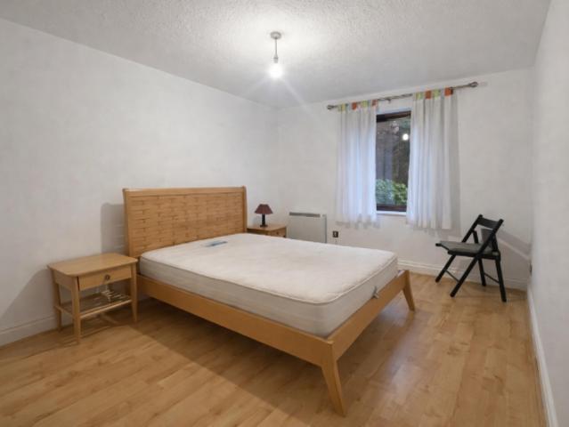 2 bedroom ground floor flat for rent in Queens Court, Cox Street, Birmingham, B3