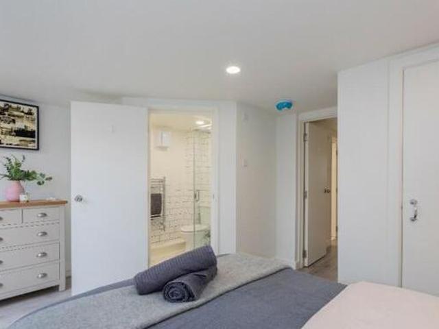 2 Bedroom Ground Floor Flat For Rent In Windsor, Berkshire