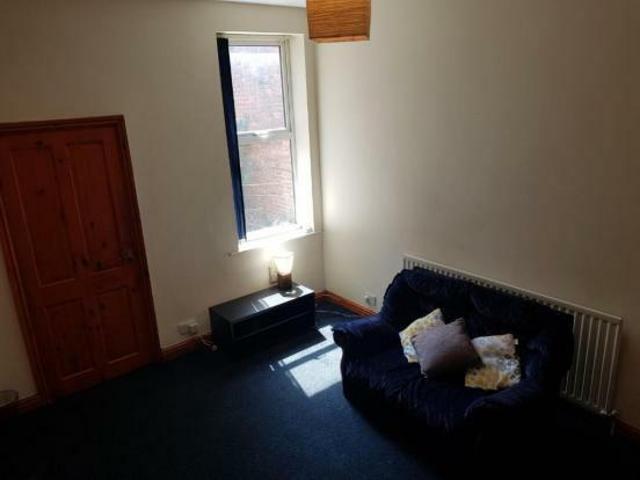 2 bedroom ground floor flat for rent in Tosson Terrace, Newcastle Upon Tyne, NE6