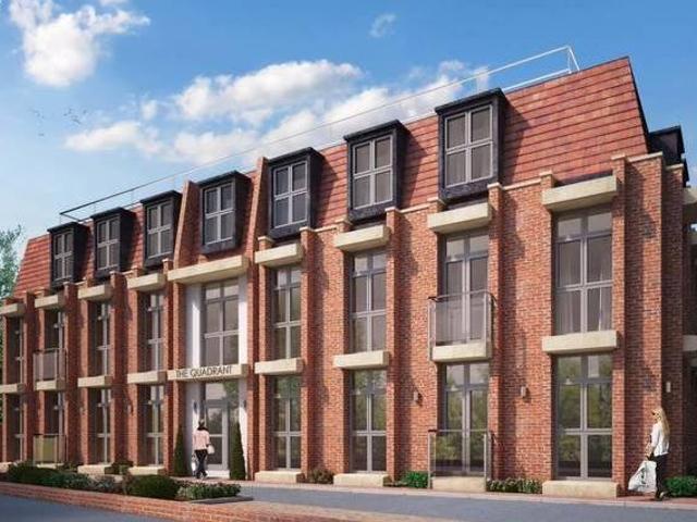 2 bedroom ground floor flat for rent in The Quadrant Newbury RG14