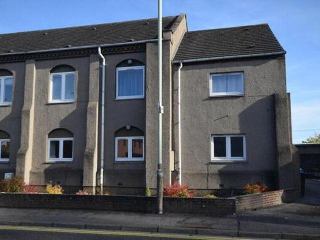 2 Bedroom Ground Floor Flat For Sale In 17/19 Feus Road