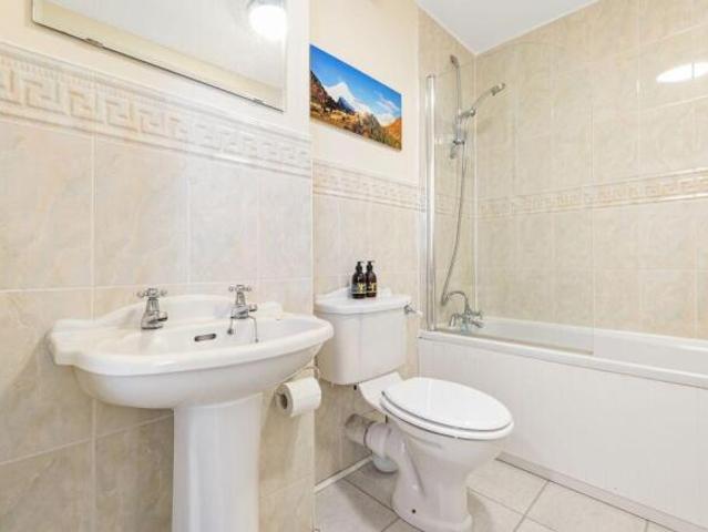 2 bedroom ground floor flat for sale in 18/2 Craigend Park, Liberton, Edinburgh, EH16 5XX, EH16
