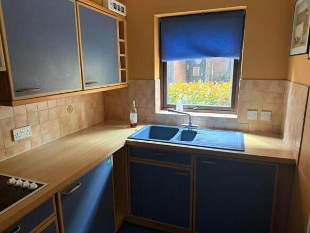 2 bedroom ground floor flat for sale in 21 Water End, Thorpe Meadows, Peterborough, Cambridgeshire PE3 6GQ, PE3
