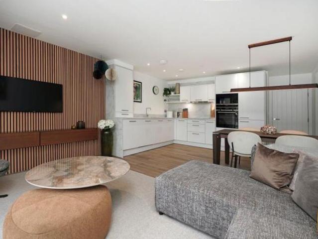 2 bedroom ground floor flat for sale in 29/3 Lanark Road, Craiglockhart, Edinburgh, EH14 1TS, EH14