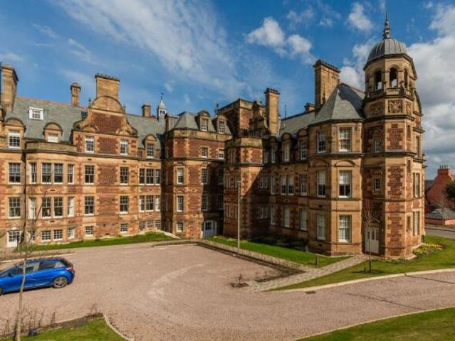 2 bedroom ground floor flat for sale in 47/1 Sassoon Grove, Edinburgh, EH10 5FB, EH10