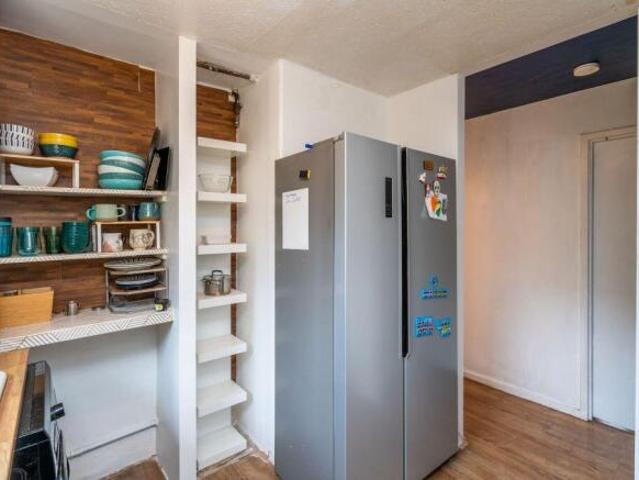 2 bedroom ground floor flat for sale in 7/1 Firrhill Drive, Edinburgh, EH13 9ER, EH13
