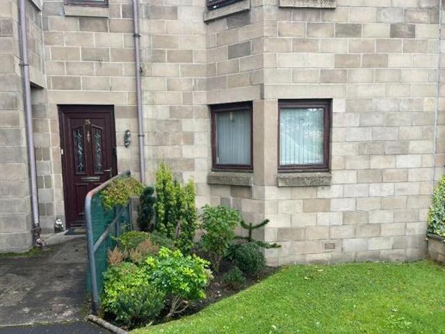 2 Bedroom Ground Floor Flat For Sale In Coatbridge, Lanarkshire
