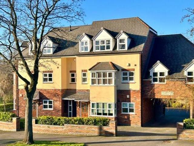 2 Bedroom Ground Floor Flat For Sale In Cole Valley Road