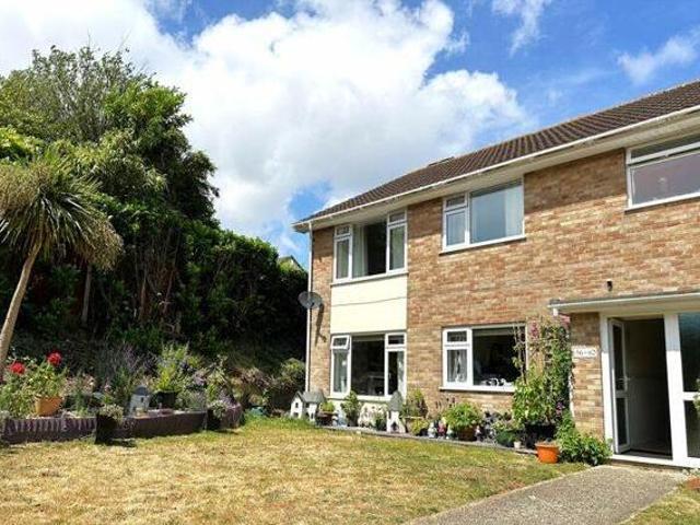 2 Bedroom Ground Floor Flat For Sale In Corfe Mullen