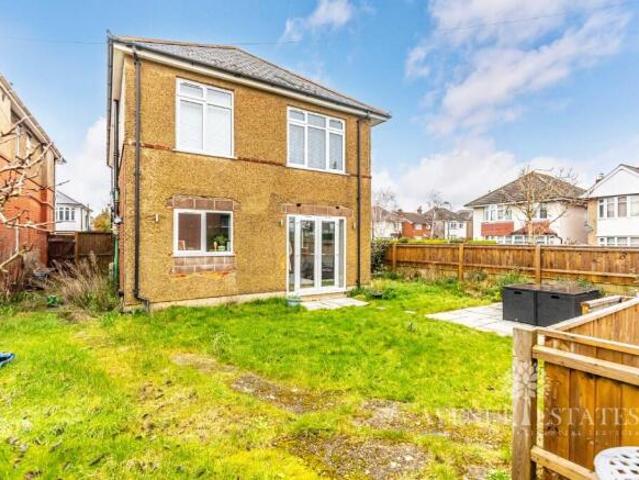 2 bedroom ground floor flat for sale in Corhampton Road, Bournemouth, Dorset, BH6