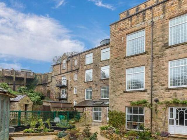 2 Bedroom Ground Floor Flat For Sale In Caton