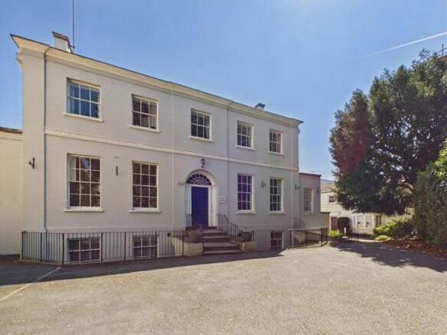 2 bedroom ground floor flat for sale in Cambray Place, Selby Lodge Cambray Place, GL50