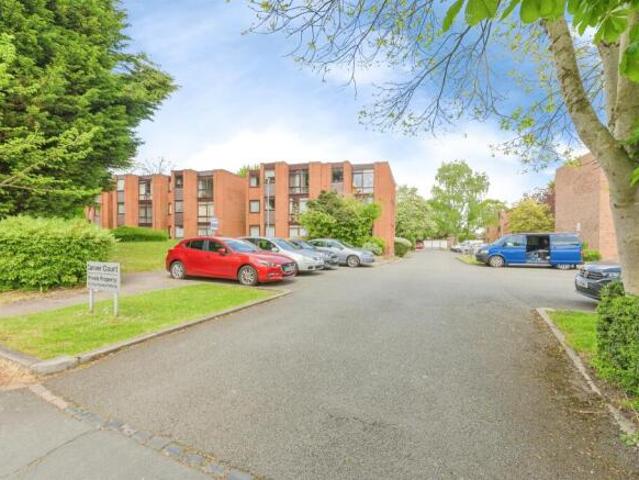 2 bedroom ground floor flat for sale in Chester Road, Erdington, Birmingham, B24