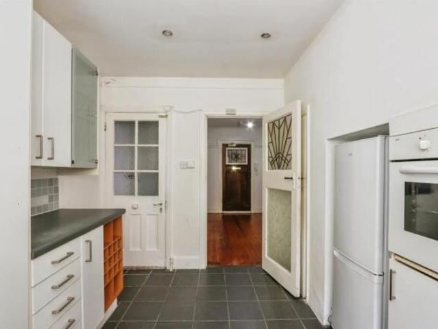 2 bedroom ground floor flat for sale in Christchurch Road, Bournemouth, BH1