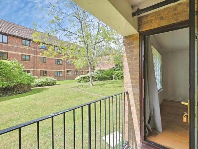 2 bedroom ground floor flat for sale in Cremorne Lane, Norwich, NR1