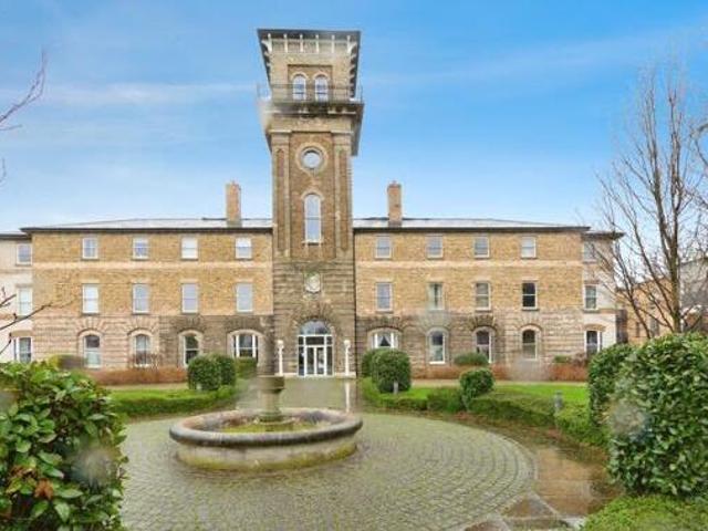 2 Bedroom Ground Floor Flat For Sale In Croydon