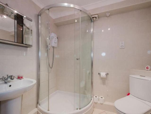 2 bedroom ground floor flat for sale in Cyril Bell Close, Lymm WA13 0JS, WA13