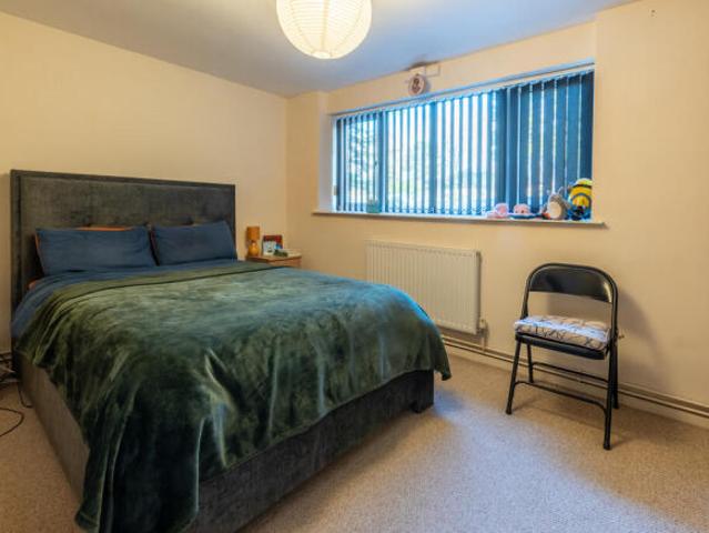 2 bedroom ground floor flat for sale in Athelstan House, The Hill Avenue, WR5