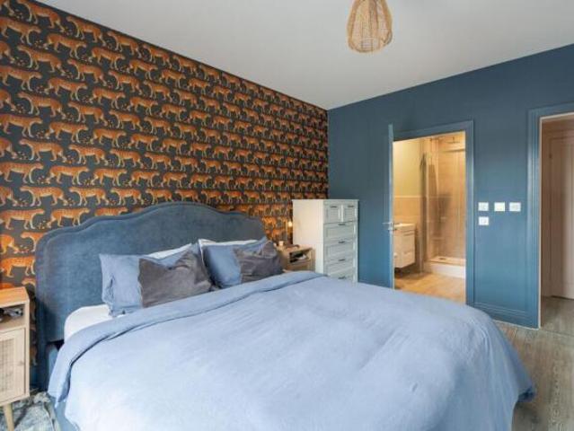 2 bedroom ground floor flat for sale in Baynhams Drive, Peacock House Baynhams Drive, OX2