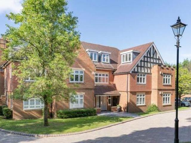 2 Bedroom Ground Floor Flat For Sale In Barnt Green