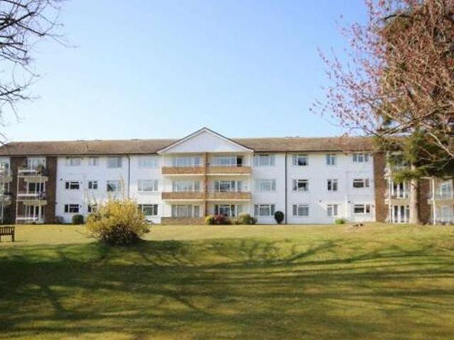 2 Bedroom Ground Floor Flat For Sale In Bexhill on sea