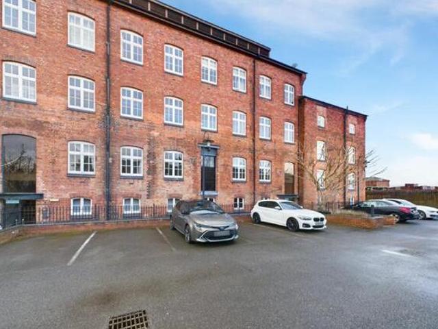 2 Bedroom Ground Floor Flat For Sale In Burton on trent, Staffordshire