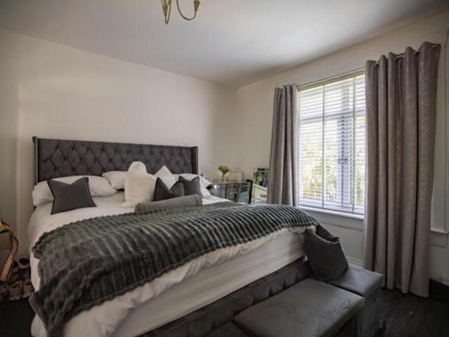 2 bedroom ground floor flat for sale in Greyfriars Street, Glasgow, G32