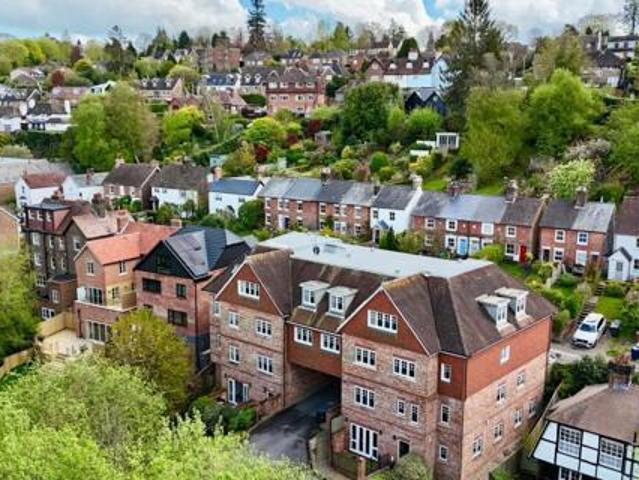 2 Bedroom Ground Floor Flat For Sale In Doyle Court