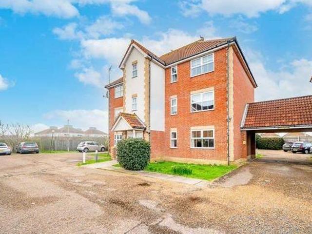 2 Bedroom Ground Floor Flat For Sale In Eastbourne, East Sussex