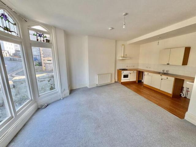2 bedroom ground floor flat for sale in Flat 2, Napier Terrace, Mutley, Plymouth, PL4