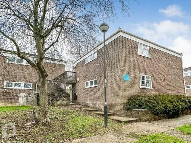 2 bedroom ground floor flat for sale in Knowland Grove Norwich Norfolk NR5
