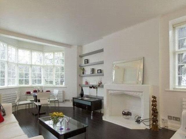 2 Bedroom Ground Floor Flat For Sale In Kensington, London