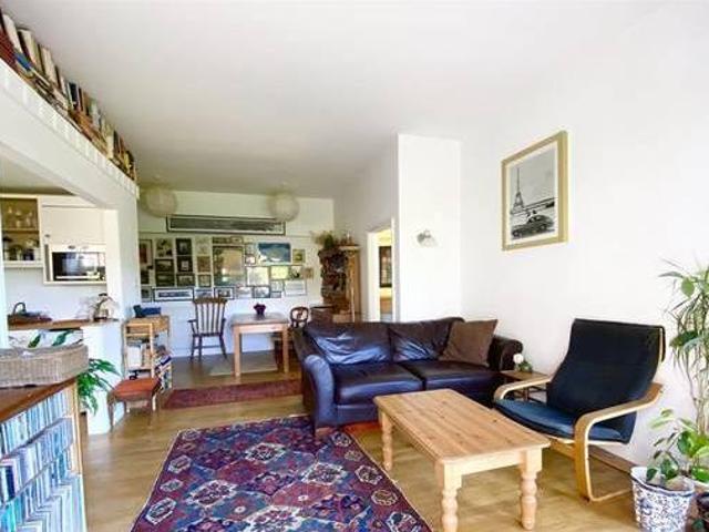 2 bedroom ground floor flat for sale in Horringford Lane Horringford Newport Isle of Wight PO30