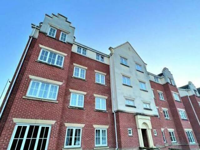 2 Bedroom Ground Floor Flat For Sale In Hyde Road