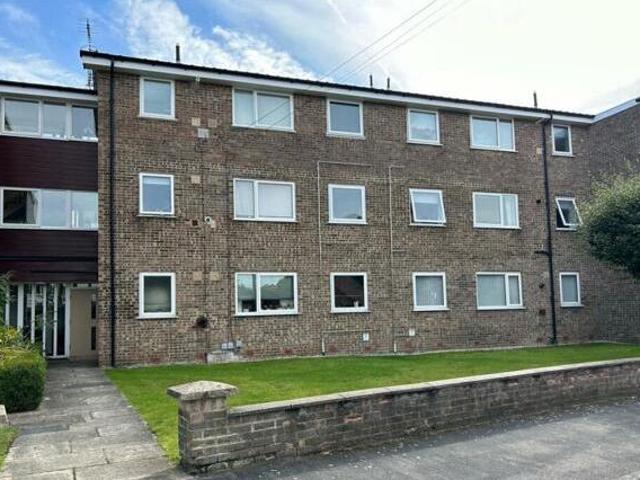 2 Bedroom Ground Floor Flat For Sale In Ormskirk