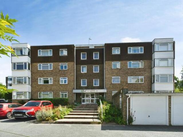 2 bedroom ground floor flat for sale in London Road, Brighton, BN1