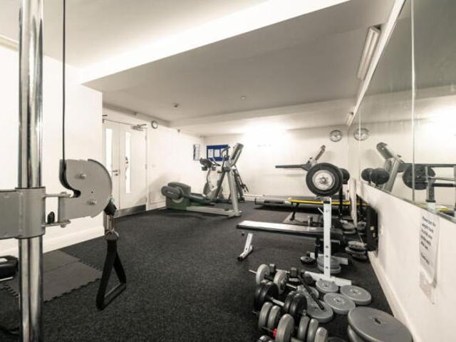 2 bedroom ground floor flat for sale in Mount Stuart Square, Cardiff, CF10 5LR, CF10