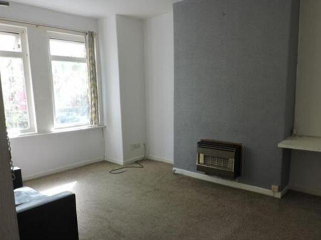 2 Bedroom Ground Floor Flat For Sale In Manchester