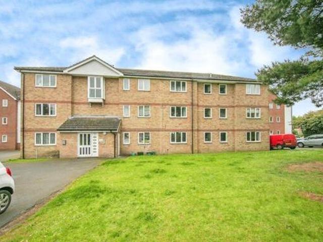 2 Bedroom Ground Floor Flat For Sale In Marks Tey