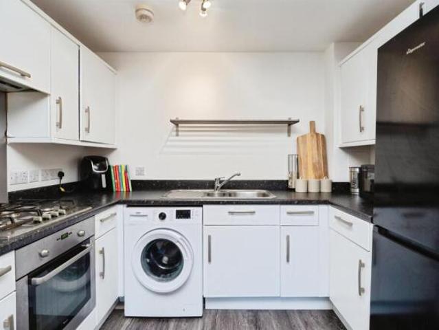 2 bedroom ground floor flat for sale in Medway Drive, Tunbridge Wells, TN1