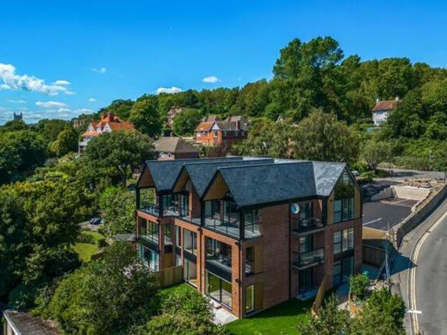 2 Bedroom Ground Floor Flat For Sale In North Road