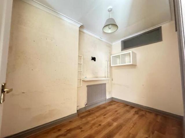 2 bedroom ground floor flat for sale in New Road, Portsmouth, PO2
