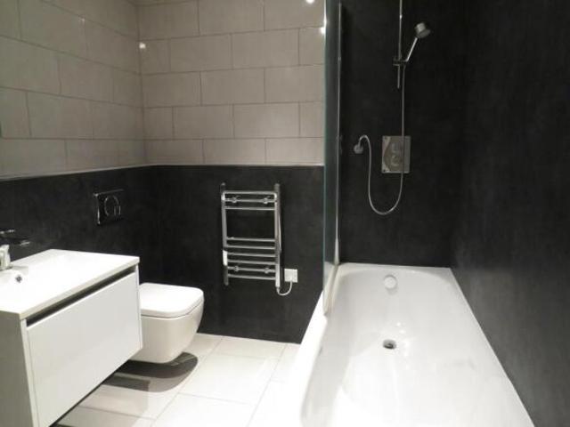 2 bedroom ground floor flat for sale in New Street, BASINGSTOKE, RG21