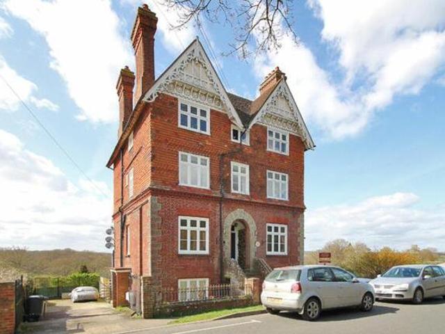 2 Bedroom Ground Floor Flat For Sale In Salisbury House High Street