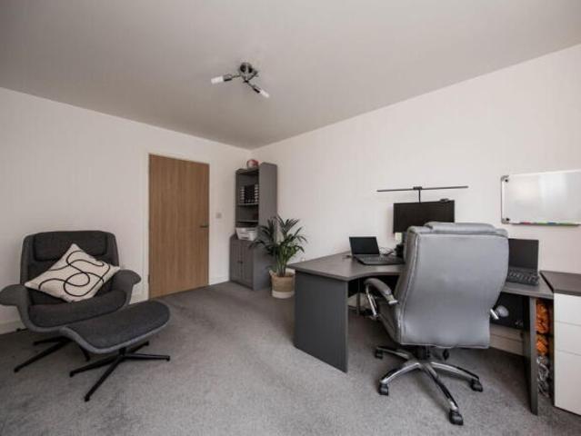 2 bedroom ground floor flat for sale in Spring Walk, Tunbridge Wells, TN4
