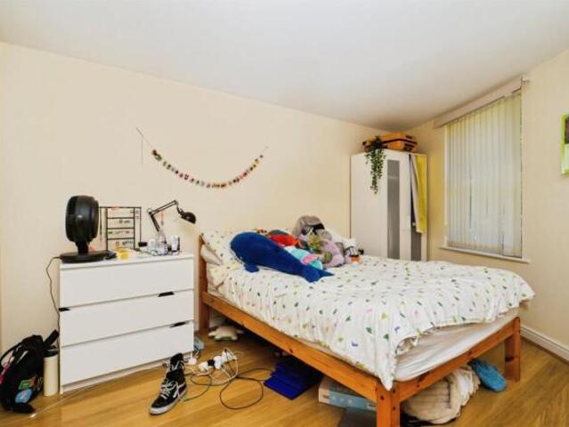 2 bedroom ground floor flat for sale in St. Andrews Close, Canterbury, CT1