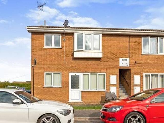 2 bedroom ground floor flat for sale in St Johns Chase March PE15
