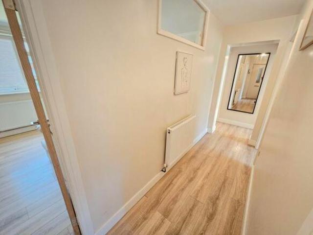 2 bedroom ground floor flat for sale in Station Road, Sutton Coldfield, B73 5JZ, B73