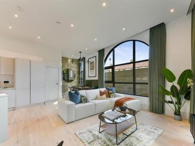 2 Bedroom Ground Floor Flat For Sale In Station Road